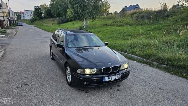 BMW 525 2004 in Kaunas, with an engine capacity of 2.50 L and mileage of 387 thousand km for 1750 €, photo 4 on AUTOMOTO.COM.LV