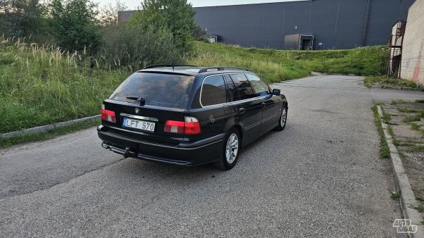 BMW 525 2004 in Kaunas, with an engine capacity of 2.50 L and mileage of 387 thousand km for 1750 €, photo 10 on AUTOMOTO.COM.LV
