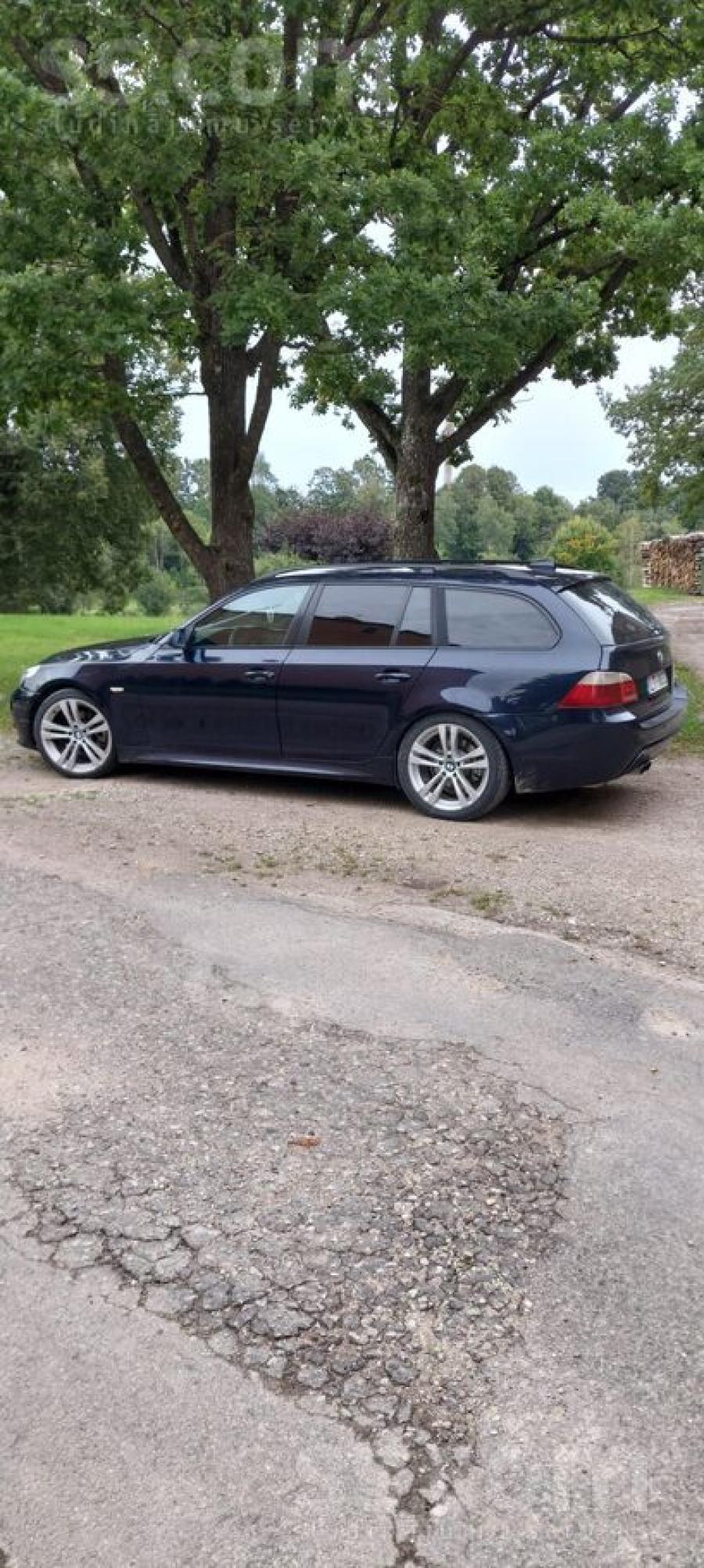 BMW 525 2004 in Valmiera, with an engine capacity of 2.50 L and mileage of 274 thousand km for 2400 €, photo 1 on AUTOMOTO.COM.LV