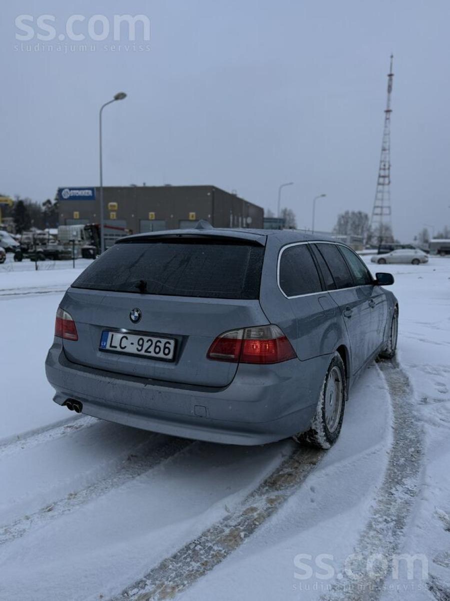 BMW 525 2005 in Valmiera, with an engine capacity of 2.50 L and mileage of 331 thousand km for 2750 €, photo 4 on AUTOMOTO.COM.LV