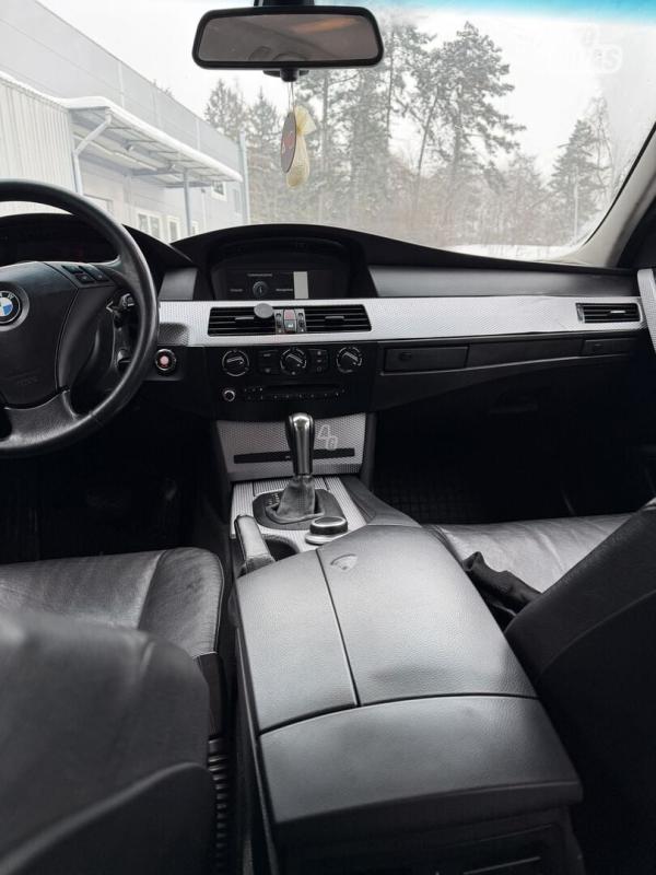 BMW 525 2005 in Vilnius, with an engine capacity of 2.50 L and mileage of 400 thousand km for 2250 €, photo 10 on AUTOMOTO.COM.LV