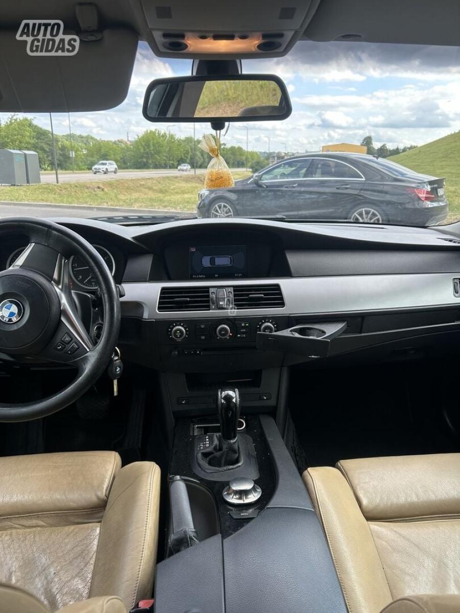 BMW 525 2005 Kauņa, ar dzinēja tilpumu 2.50 L un nobraukumu 327 tūkst. km par 2200 €, foto 13 vietnē AUTOMOTO.COM.LV