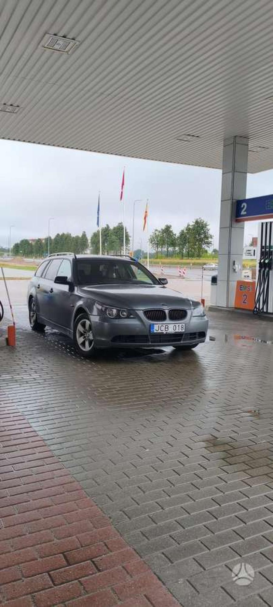 BMW 525 2005 in Vilnius, with an engine capacity of 2.50 L and mileage of 501 thousand km for 2150 €, photo 28 on AUTOMOTO.COM.LV