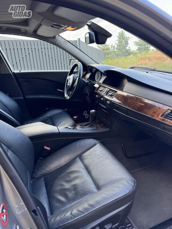 BMW 525 2005 Viļņa, ar dzinēja tilpumu 2.50 L un nobraukumu 345 tūkst. km par 2500 €, foto 7 vietnē AUTOMOTO.COM.LV