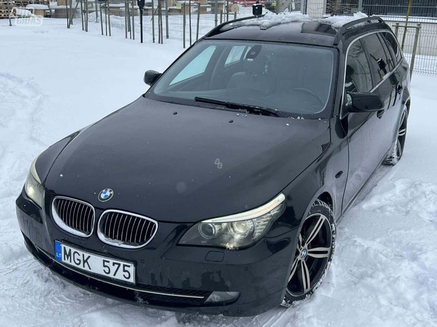 BMW 525 2006 in Ariogala, with an engine capacity of 2.50 L and mileage of 309 thousand km for 3200 €, photo 9 on AUTOMOTO.COM.LV