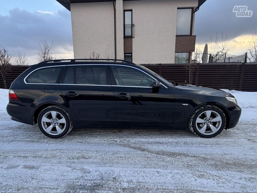 BMW 525 2006 Viļņa, ar dzinēja tilpumu 2.50 L un nobraukumu 280 tūkst. km par 2600 €, foto 12 vietnē AUTOMOTO.COM.LV