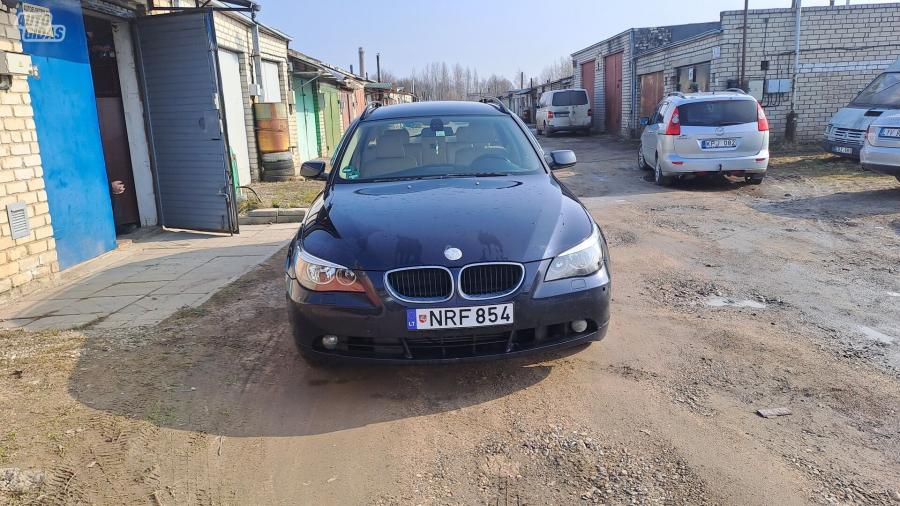BMW 525 2006 Viļņa, ar dzinēja tilpumu 2.50 L un nobraukumu 386 tūkst. km par 2650 €, foto 3 vietnē AUTOMOTO.COM.LV