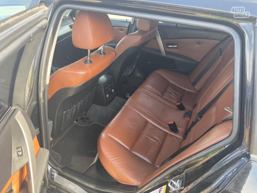 BMW 525 2006 Jurbarkas, ar dzinēja tilpumu 2.50 L un nobraukumu 267 tūkst. km par 3350 €, foto 9 vietnē AUTOMOTO.COM.LV