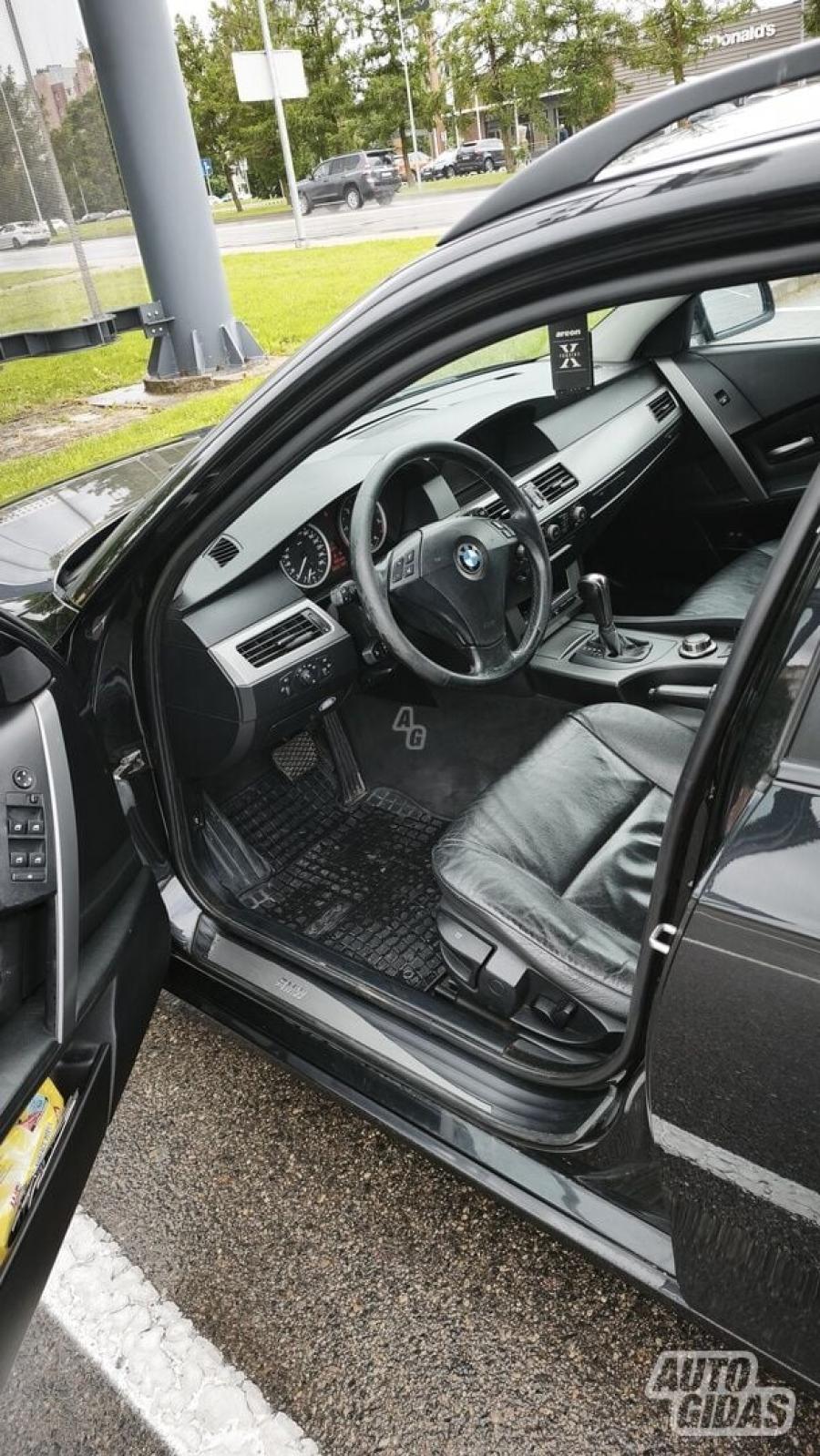 BMW 525 2006 in Siauliai, with an engine capacity of 2.50 L and mileage of 367 thousand km for 3400 €, photo 9 on AUTOMOTO.COM.LV