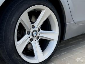 BMW 525 2006 in Kaunas, with an engine capacity of 2.50 L and mileage of 374 thousand km for 1250 €, photo 11 on AUTOMOTO.COM.LV