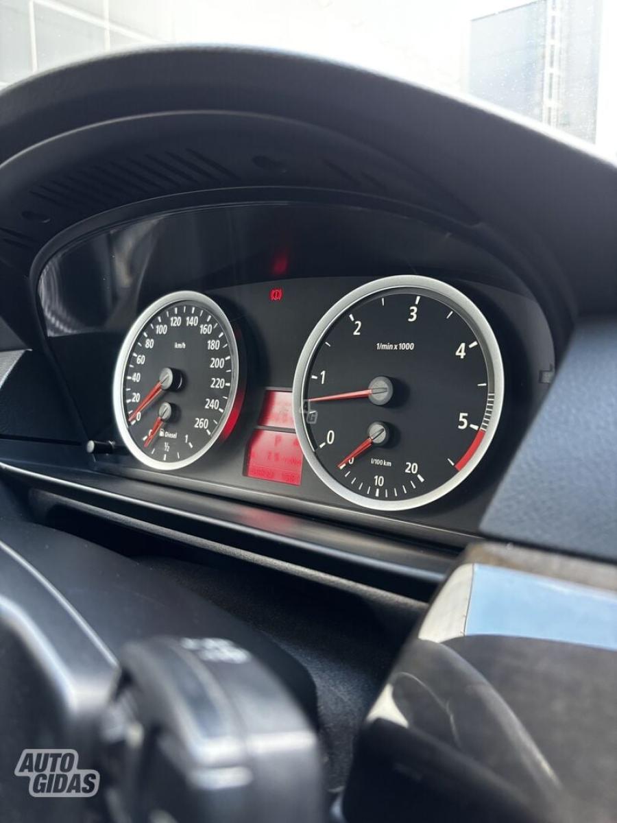 BMW 525 2006 Klaipėda, ar dzinēja tilpumu 2.50 L un nobraukumu 461 tūkst. km par 2999 €, foto 12 vietnē AUTOMOTO.COM.LV