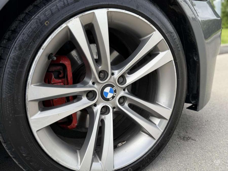 BMW 525 2006 in Kaunas, with an engine capacity of 2.50 L and mileage of 399 thousand km for 3500 €, photo 14 on AUTOMOTO.COM.LV