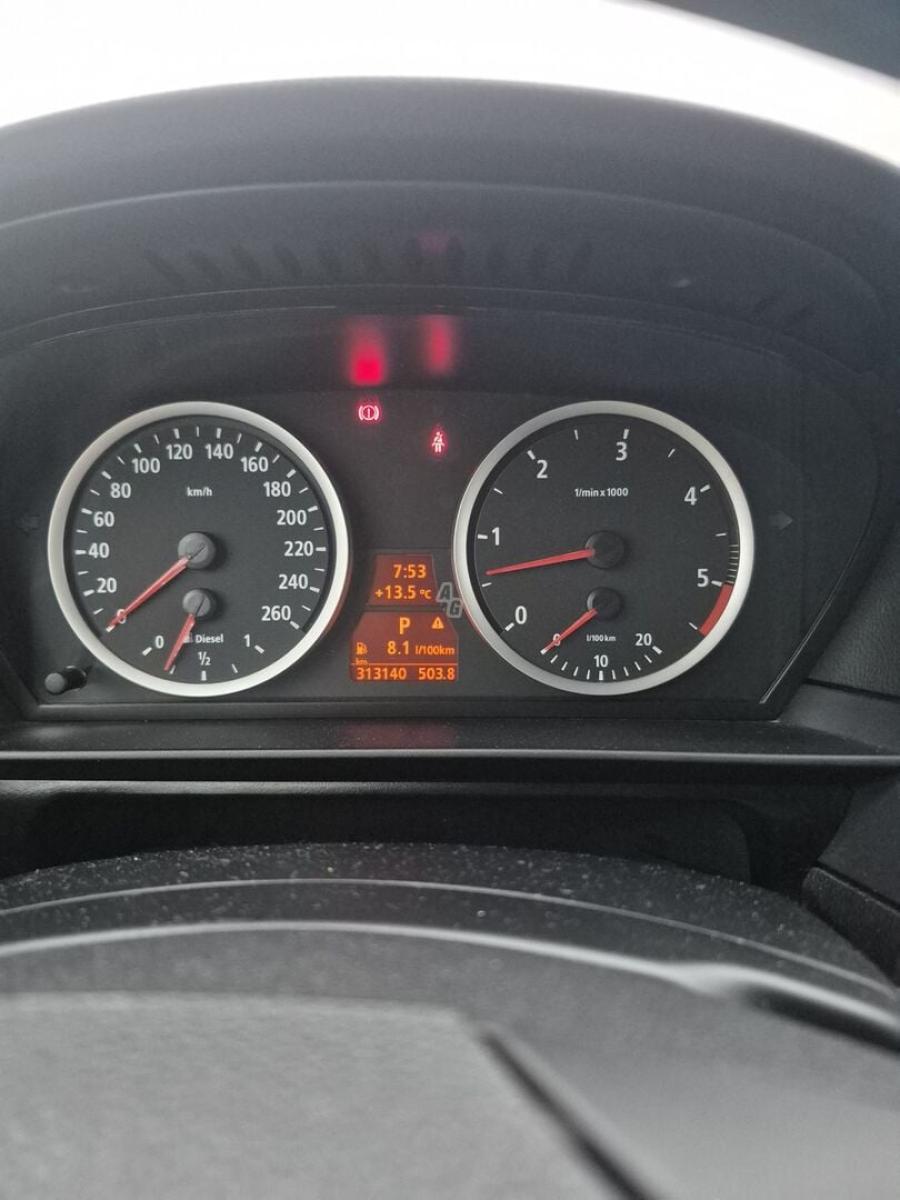 BMW 525 2006 Ukmergė, ar dzinēja tilpumu 2.50 L un nobraukumu 314 tūkst. km par 2600 €, foto 8 vietnē AUTOMOTO.COM.LV