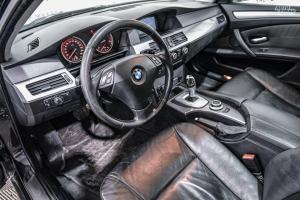 BMW 525 2007 Kauņa, ar dzinēja tilpumu 3.00 L un nobraukumu 369 tūkst. km par 5590 €, foto 5 vietnē AUTOMOTO.COM.LV