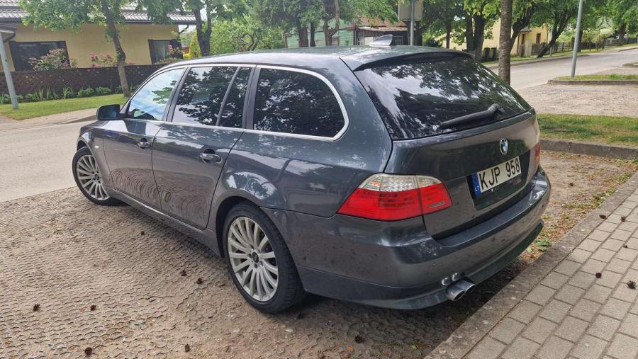 BMW 525 2007 Mažeikiai, ar dzinēja tilpumu 2.99 L un nobraukumu 295 tūkst. km par 3150 €, foto 5 vietnē AUTOMOTO.COM.LV
