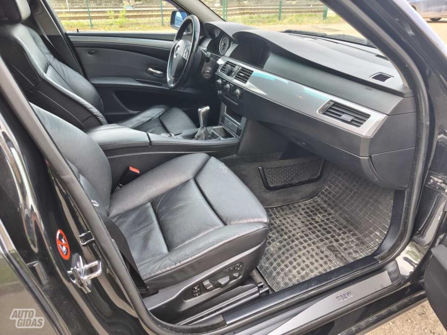 BMW 525 2009 in Siauliai, with an engine capacity of 3.00 L and mileage of 362 thousand km for 3000 €, photo 14 on AUTOMOTO.COM.LV