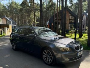 BMW 525 2009 in Vilnius, with an engine capacity of 3.00 L and mileage of 390 thousand km for 3899 €, photo 4 on AUTOMOTO.COM.LV
