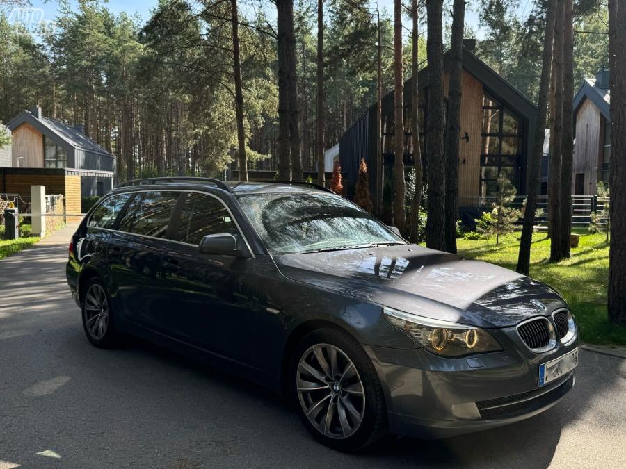BMW 525 2009 in Vilnius, with an engine capacity of 3.00 L and mileage of 390 thousand km for 3899 €, photo 4 on AUTOMOTO.COM.LV