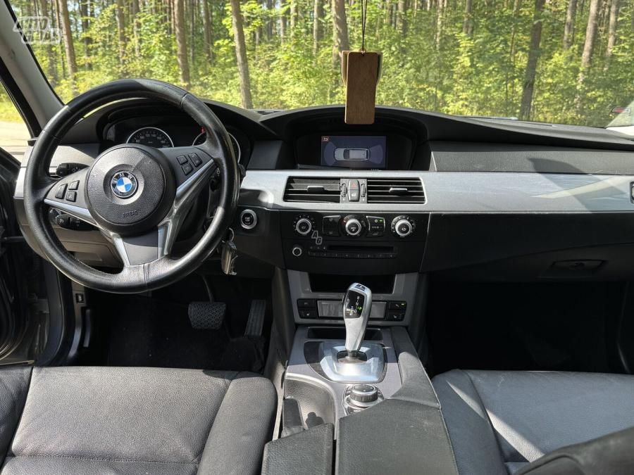 BMW 525 2009 in Vilnius, with an engine capacity of 3.00 L and mileage of 390 thousand km for 3899 €, photo 12 on AUTOMOTO.COM.LV