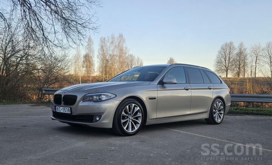 BMW 525 2010 in Riga, with an engine capacity of 3.00 L and mileage of 330 thousand km for 7200 €, photo 4 on AUTOMOTO.COM.LV