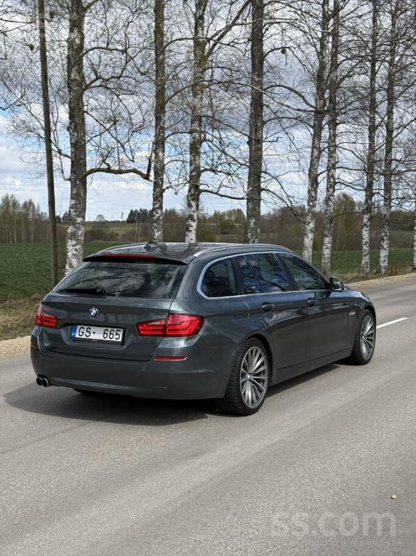 BMW 525 2010 Valka, ar dzinēja tilpumu 3.00 L un nobraukumu 460 tūkst. km par 5850 €, foto 3 vietnē AUTOMOTO.COM.LV