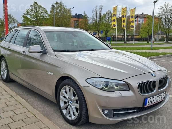 BMW 525 2011 in Valmiera, with an engine capacity of 3.00 L and mileage of 285 thousand km for 7500 €, photo 1 on AUTOMOTO.COM.LV