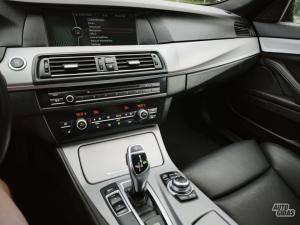 BMW 525 2011 in Jurbarkas, with an engine capacity of 3.00 L and mileage of 261 thousand km for 7500 €, photo 19 on AUTOMOTO.COM.LV