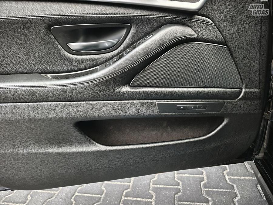 BMW 525 2011 in Jurbarkas, with an engine capacity of 3.00 L and mileage of 261 thousand km for 7500 €, photo 25 on AUTOMOTO.COM.LV
