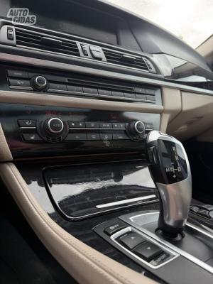 BMW 525 2011 Šauļi, ar dzinēja tilpumu 3.00 L un nobraukumu 310 tūkst. km par 5800 €, foto 25 vietnē AUTOMOTO.COM.LV
