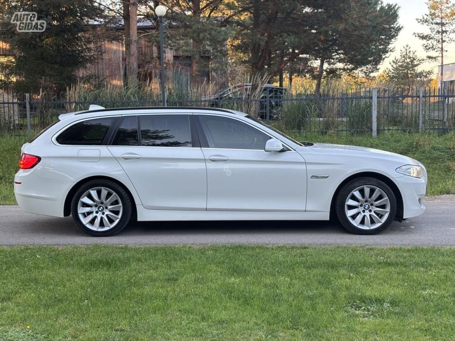 BMW 525 2012 in Vilnius, with an engine capacity of 3.00 L and mileage of 300 thousand km for 7200 €, photo 5 on AUTOMOTO.COM.LV