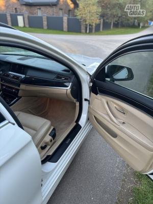 BMW 525 2012 in Vilnius, with an engine capacity of 3.00 L and mileage of 300 thousand km for 7200 €, photo 15 on AUTOMOTO.COM.LV