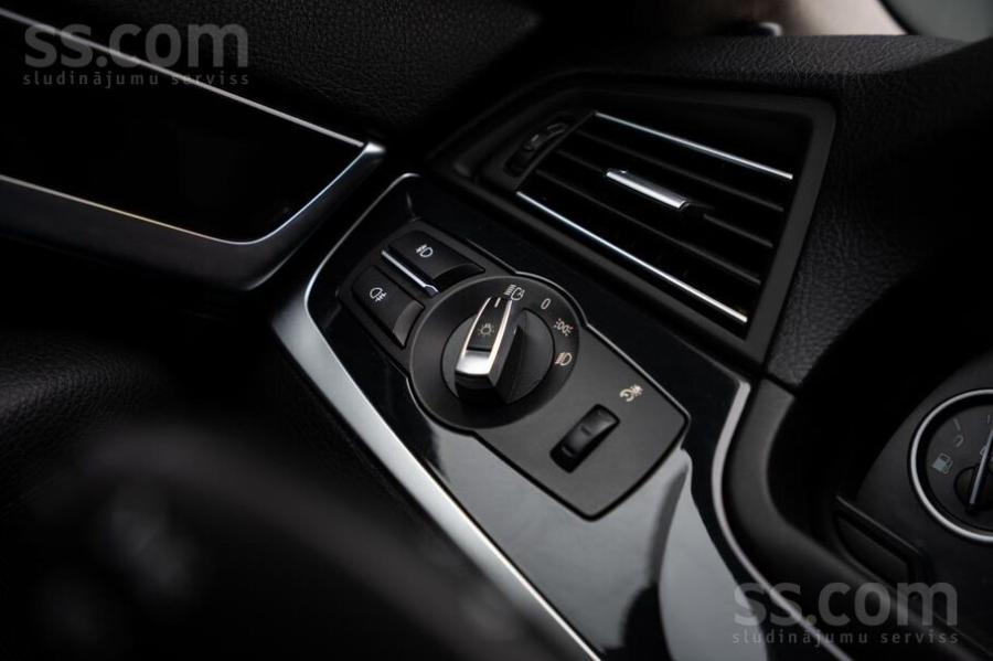BMW 525 2017 Rīga, ar dzinēja tilpumu 2.00 L un nobraukumu 286 tūkst. km par 10000 €, foto 26 vietnē AUTOMOTO.COM.LV
