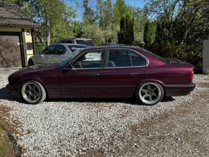 Violets BMW 525 1993 Rapla, ar dzinēja tilpumu 3.00 L un nobraukumu 0 tūkst. km par 8000 €, foto 14 vietnē AUTOMOTO.COM.LV