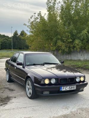 Violet BMW 525 1993 in Riga, with an engine capacity of 2.50 L and mileage of 524 thousand km for 3500 €, photo  on AUTOMOTO.COM.LV