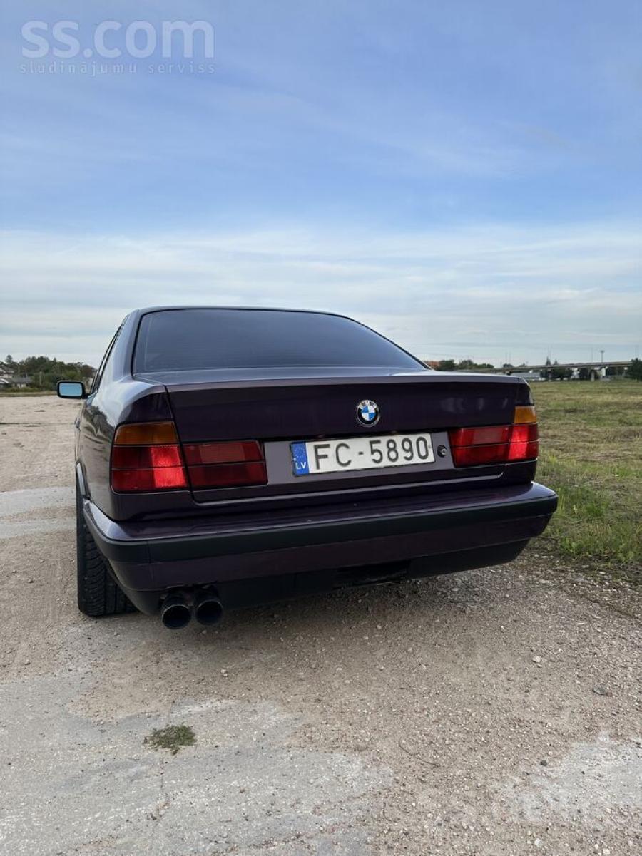 Violet BMW 525 1993 in Riga, with an engine capacity of 2.50 L and mileage of 524 thousand km for 3500 €, photo 4 on AUTOMOTO.COM.LV