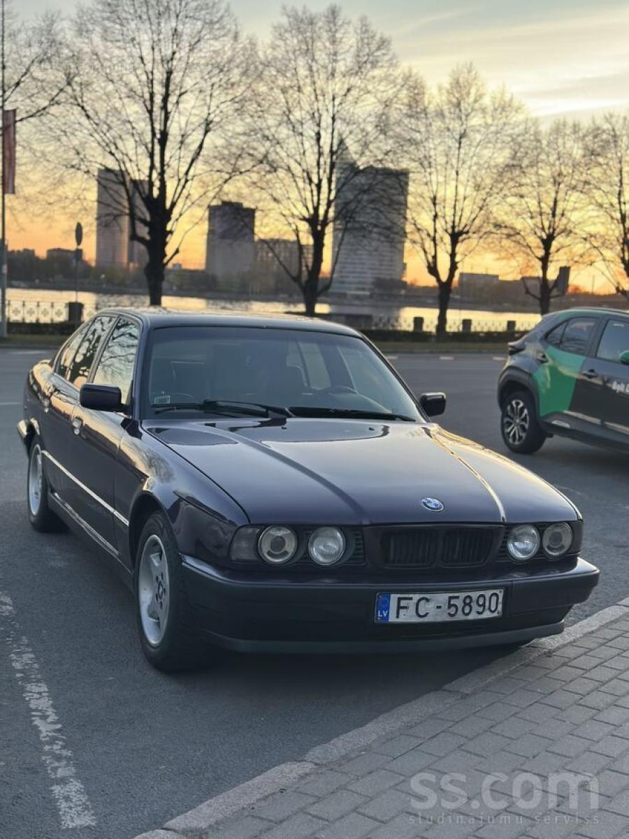 Violet BMW 525 1993 in Riga, with an engine capacity of 2.50 L and mileage of 524 thousand km for 3500 €, photo 12 on AUTOMOTO.COM.LV