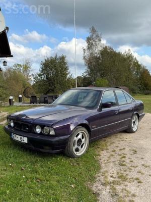Violets BMW 525 1994 Madona, ar dzinēja tilpumu 2.50 L un nobraukumu 350 tūkst. km par 3600 €, foto  vietnē AUTOMOTO.COM.LV