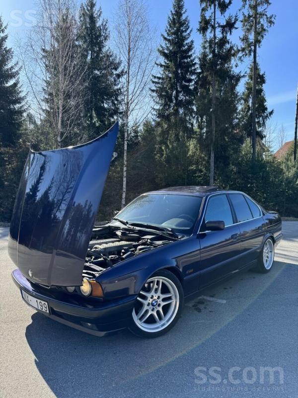 Violets BMW 525 1995 Madona, ar dzinēja tilpumu 2.50 L un nobraukumu 288 tūkst. km par 6800 €, foto 7 vietnē AUTOMOTO.COM.LV