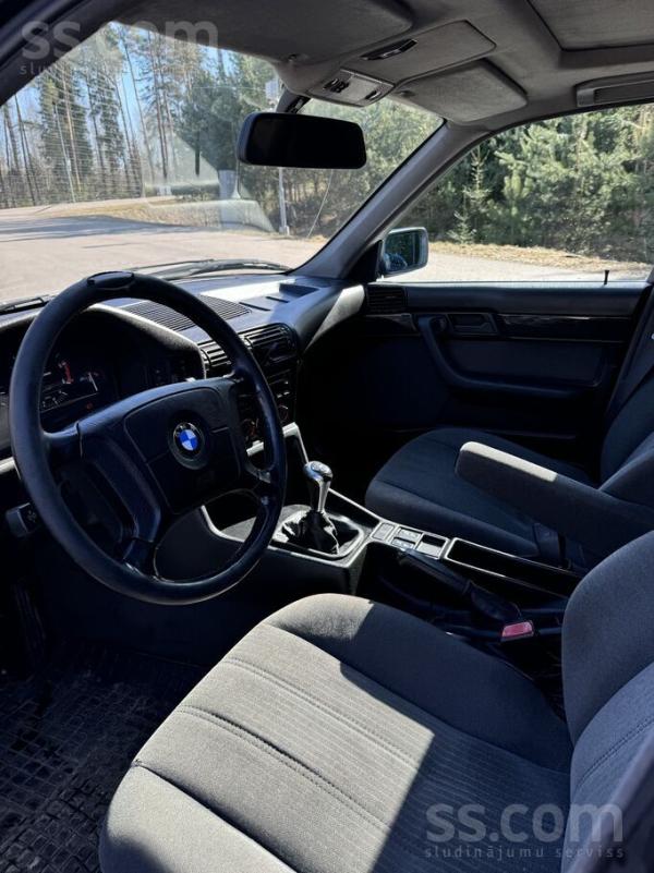 Violets BMW 525 1995 Madona, ar dzinēja tilpumu 2.50 L un nobraukumu 288 tūkst. km par 6800 €, foto 8 vietnē AUTOMOTO.COM.LV