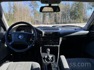 Violets BMW 525 1995 Madona, ar dzinēja tilpumu 2.50 L un nobraukumu 288 tūkst. km par 6800 €, foto 10 vietnē AUTOMOTO.COM.LV