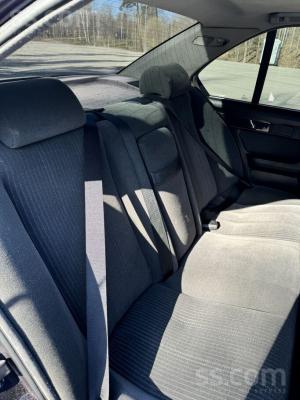 Violets BMW 525 1995 Madona, ar dzinēja tilpumu 2.50 L un nobraukumu 288 tūkst. km par 6800 €, foto 12 vietnē AUTOMOTO.COM.LV
