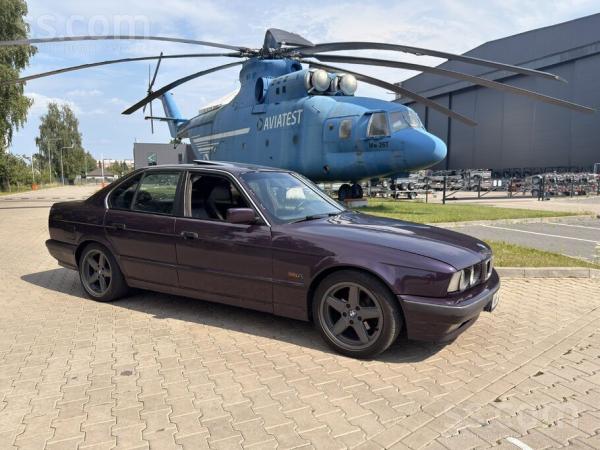 Violets BMW 525 1995 Cēsis, ar dzinēja tilpumu 3.00 L un nobraukumu 322 tūkst. km par 9900 €, foto 5 vietnē AUTOMOTO.COM.LV