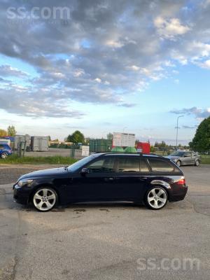 Violets BMW 525 2004 Rīga, ar dzinēja tilpumu 2.50 L un nobraukumu 393 tūkst. km par 4500 €, foto 4 vietnē AUTOMOTO.COM.LV