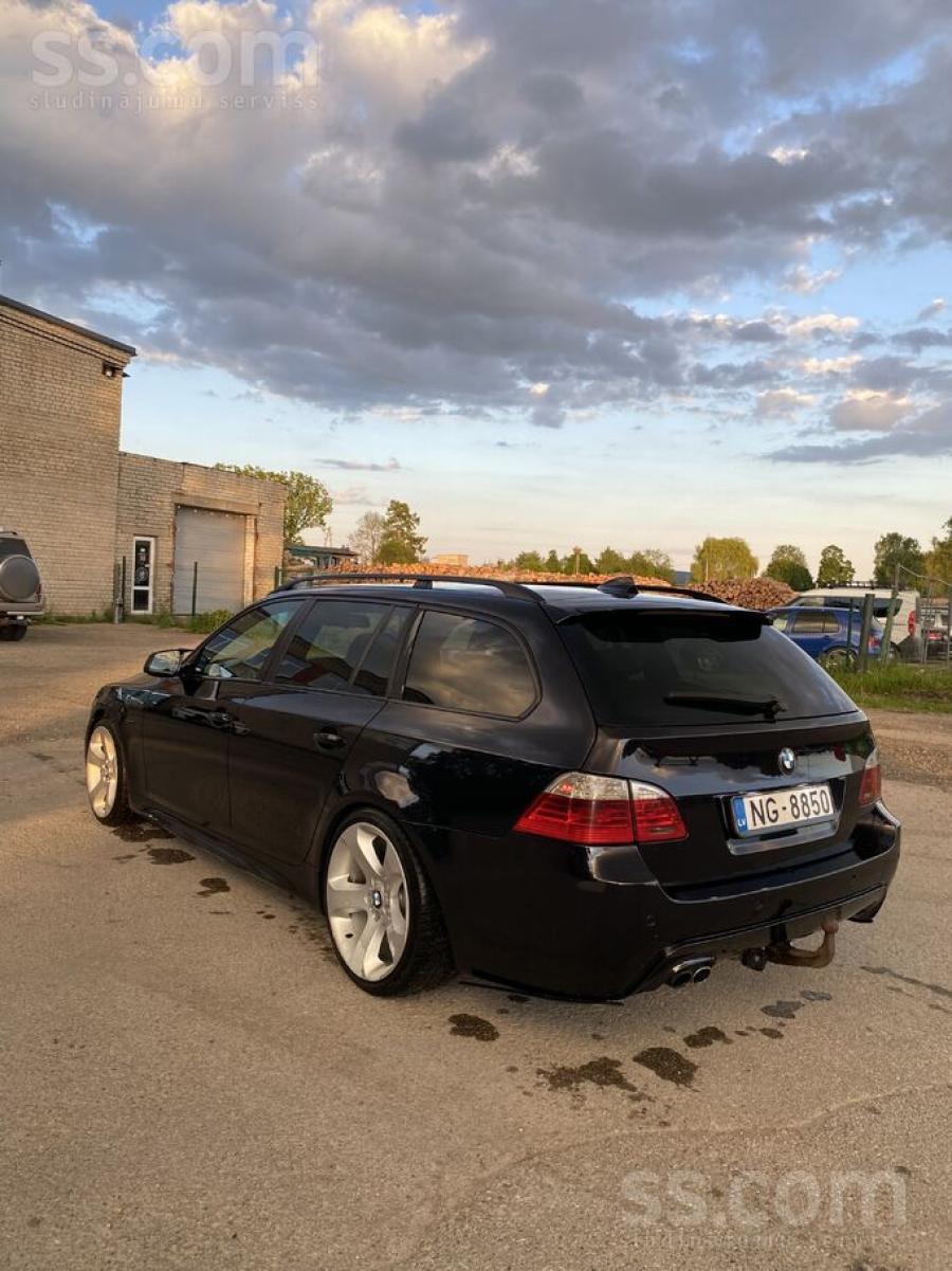 Violets BMW 525 2004 Rīga, ar dzinēja tilpumu 2.50 L un nobraukumu 393 tūkst. km par 4500 €, foto 5 vietnē AUTOMOTO.COM.LV