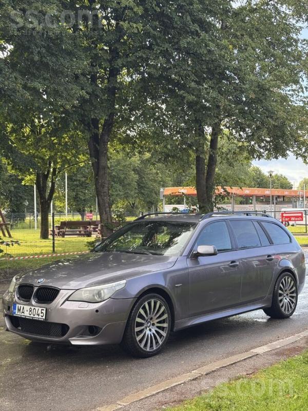 Violet BMW 525 2005 in Riga, with an engine capacity of 2.50 L and mileage of 371 thousand km for 3850 €, photo 1 on AUTOMOTO.COM.LV