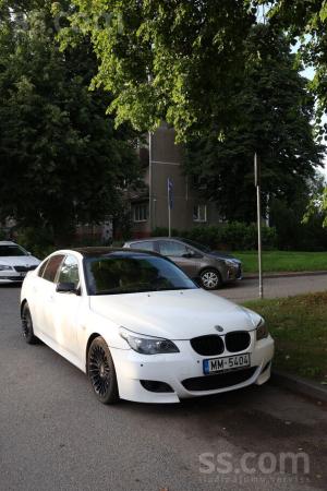 White BMW 525 2005 in Riga, with an engine capacity of 2.50 L and mileage of 0 thousand km for 5100 €, photo 3 on AUTOMOTO.COM.LV