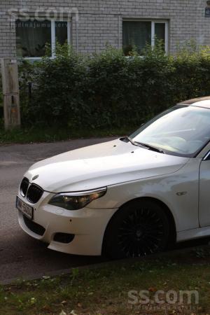 White BMW 525 2005 in Riga, with an engine capacity of 2.50 L and mileage of 0 thousand km for 5100 €, photo 11 on AUTOMOTO.COM.LV
