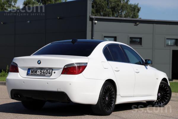 White BMW 525 2005 in Tukums, with an engine capacity of 2.50 L and mileage of 395 thousand km for 5200 €, photo 4 on AUTOMOTO.COM.LV