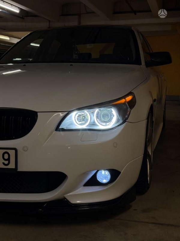 Balts BMW 525 2006 Viļņa, ar dzinēja tilpumu 2.50 L un nobraukumu 400 tūkst. km par 4350 €, foto 7 vietnē AUTOMOTO.COM.LV