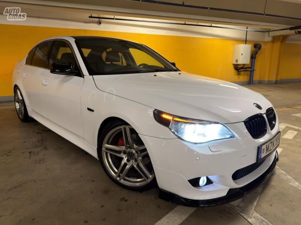 Balts BMW 525 2006 Viļņa, ar dzinēja tilpumu 2.50 L un nobraukumu 400 tūkst. km par 4350 €, foto 1 vietnē AUTOMOTO.COM.LV